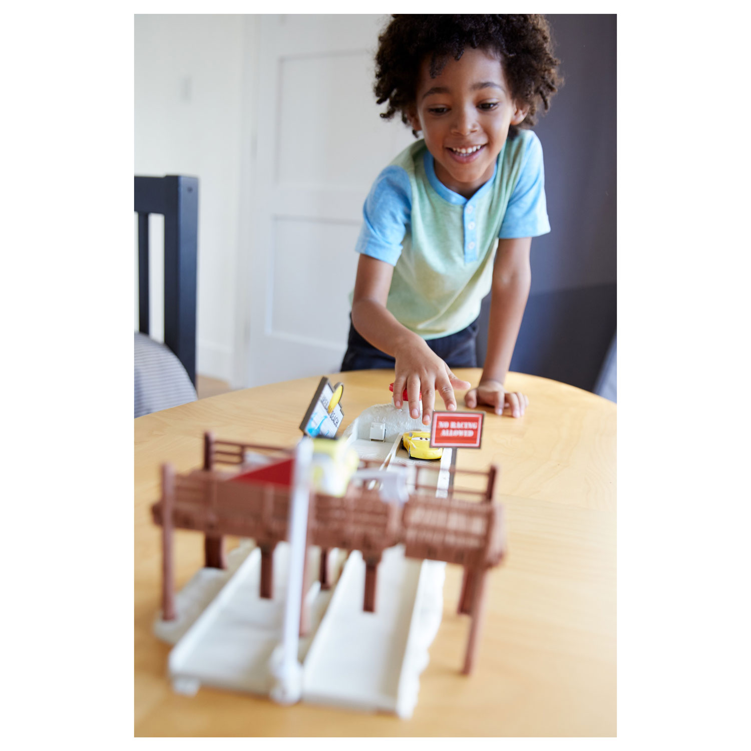 Cars Transforming Story - Thunder Hollow Challenge | Thimble Toys